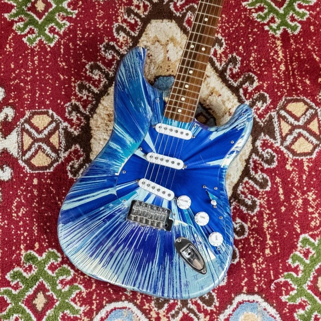 Fast Win Competition - Fender FSR 'Splattercaster' Stratocaster - The ...