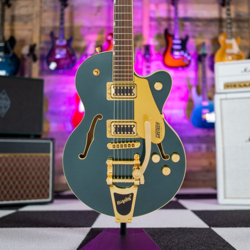 Gretsch G5655TG Electromatic Center Block Jr. in Cadillac Green - The ...