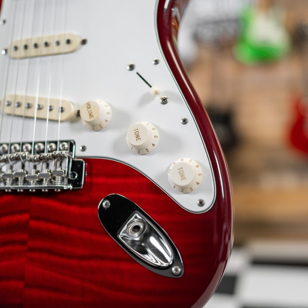 1995 Fender MIJ Foto Flame Stratocaster - The Guitar Marketplace